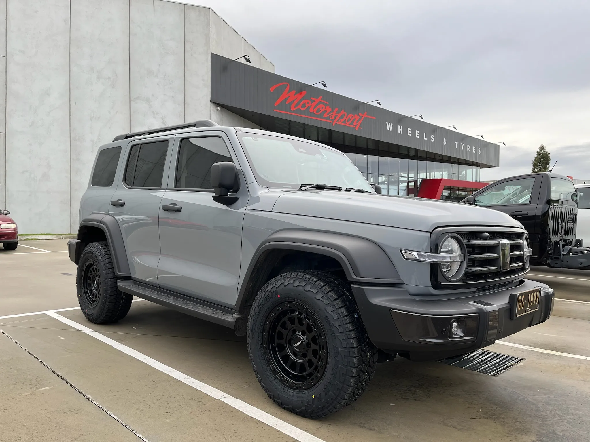 GWM TANK with ROH ASSAULT MATTE BLACK with FALKEN WILDPEAK AT3W