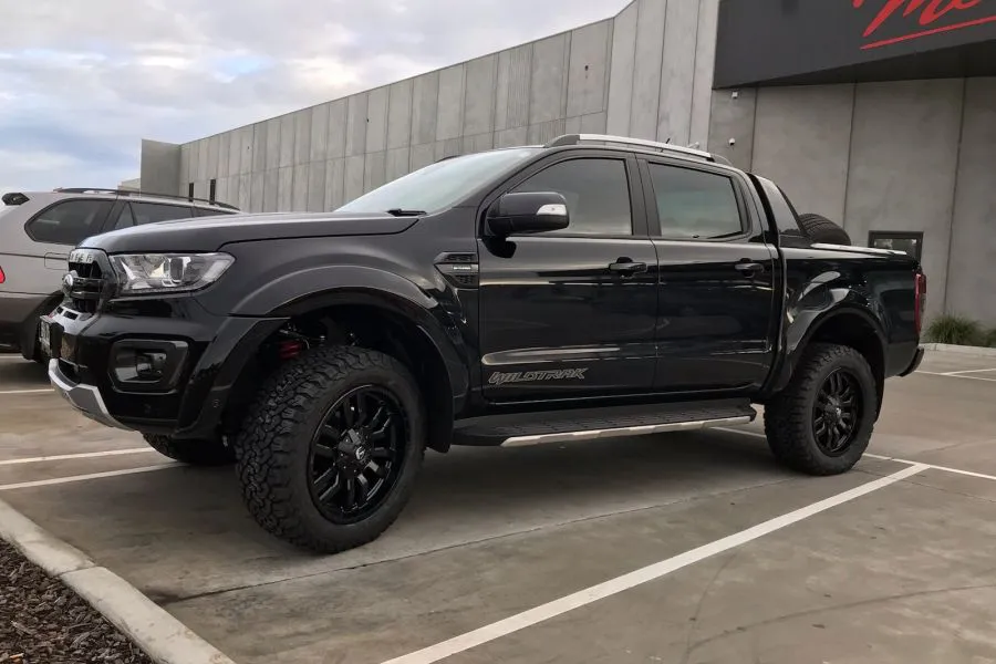 FORD RANGER WILDTRAK with FUEL SLEDGE WHEELS 20X9